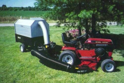 Trac Vac 1080 Lawn Tractor Mower Bagger Vacuum Pull Behind 11 hp Brigg