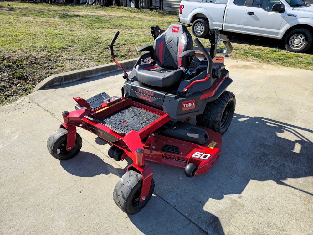 Toro 76606 Titan Max 60" Zero Turn Mower 26HP Kohler