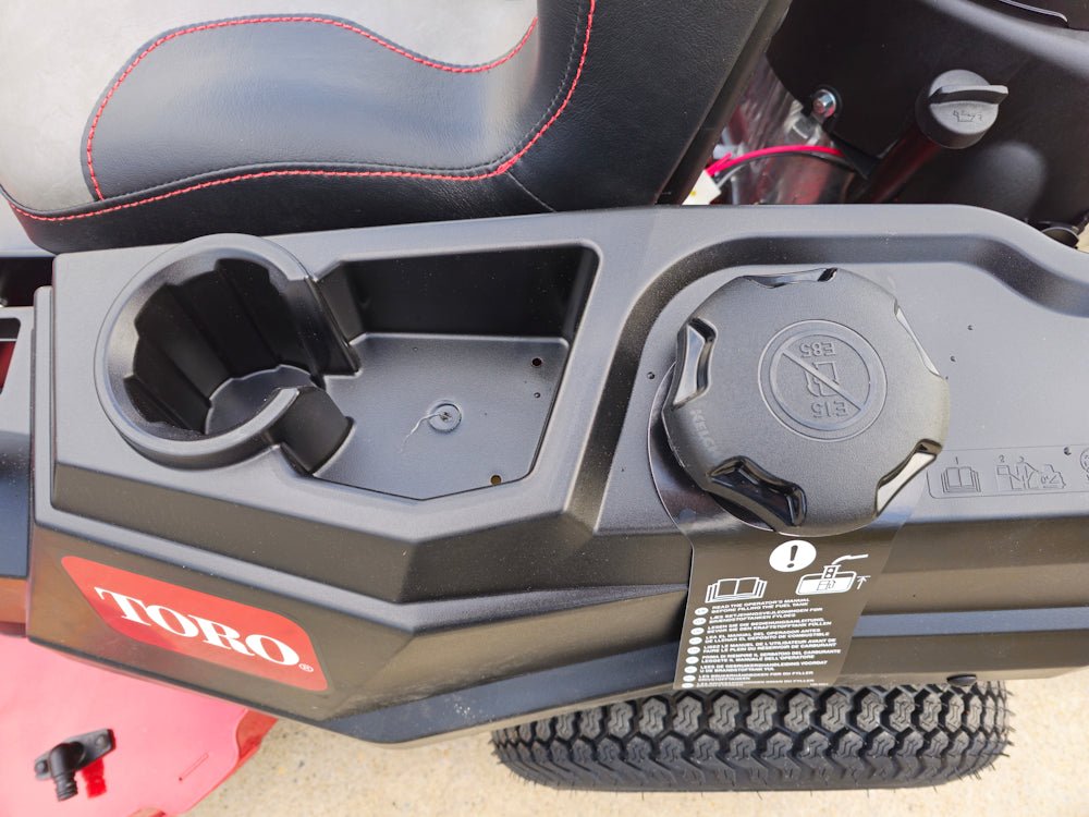 Toro 77404 42" TimeCutter Zero Turn Mower 22HP Briggs