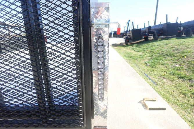 8.5x32 Gooseneck Hybrid Enclosed Trailer with (2) 7K Axles and 50 AMP ...