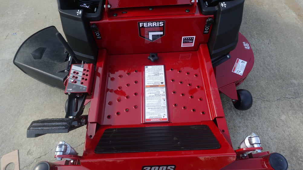 Ferris 300S Zero Turn Mower 5902206 21.5 HP Kawasaki 48" Deck
