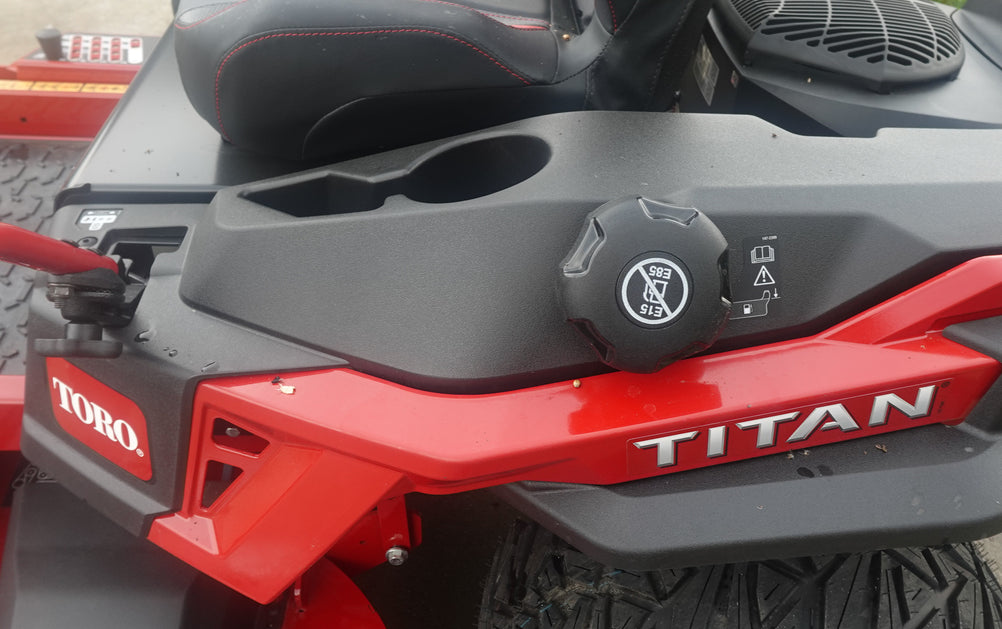 Toro 76605 60" Titan Zero Turn Mower 24HP KAW