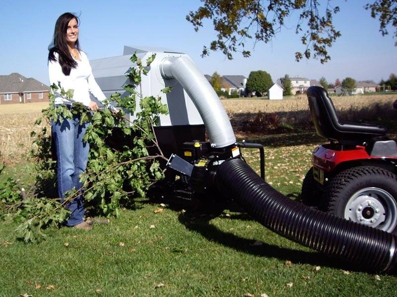 Trac Vac Model CV865 Chipper Debris Vacuum 8 HP Briggs & Stratton Engi