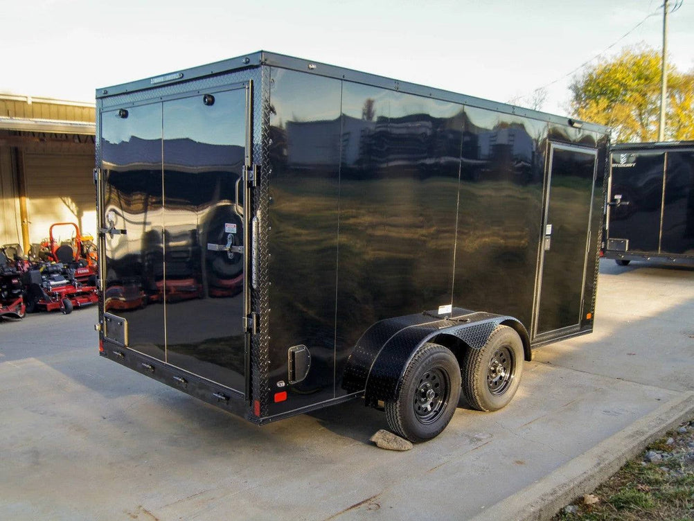 7x14 Enclosed Trailer Black V-Nose Blackout Package Storage (2) 3,500l