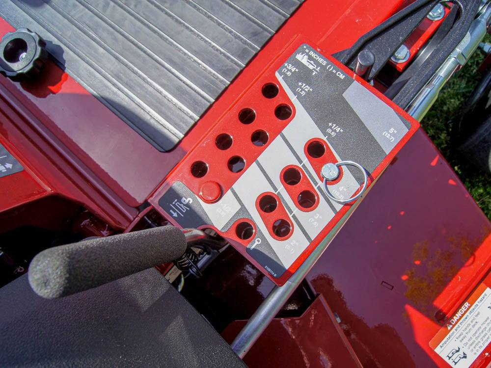 Ferris 5902061 60" IS700 Zero Turn Mower 27HP Briggs