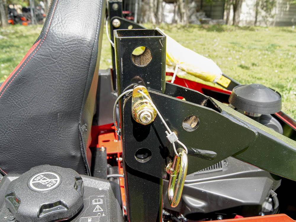 Toro 77283 ZMaster 2000 52" Zero Turn Mower 24.5HP V-Twin (Spring Sale