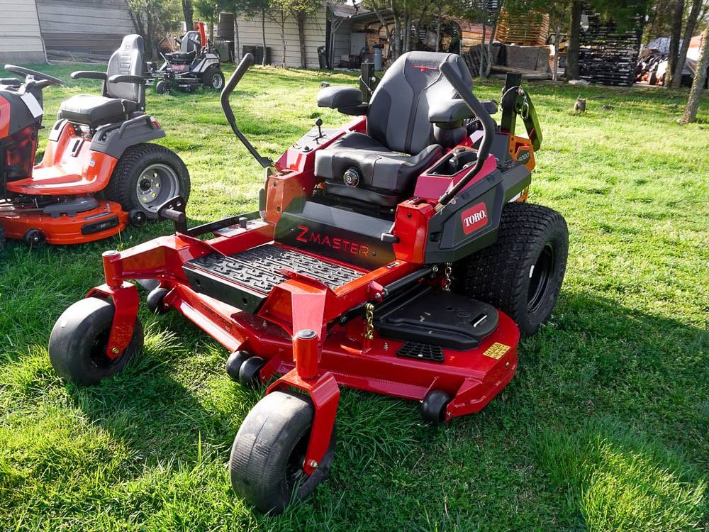 Toro 74020 ZMaster 4000 HDX Pro XL 60" Zero Turn 35HP KAW (Toro Pre-Se