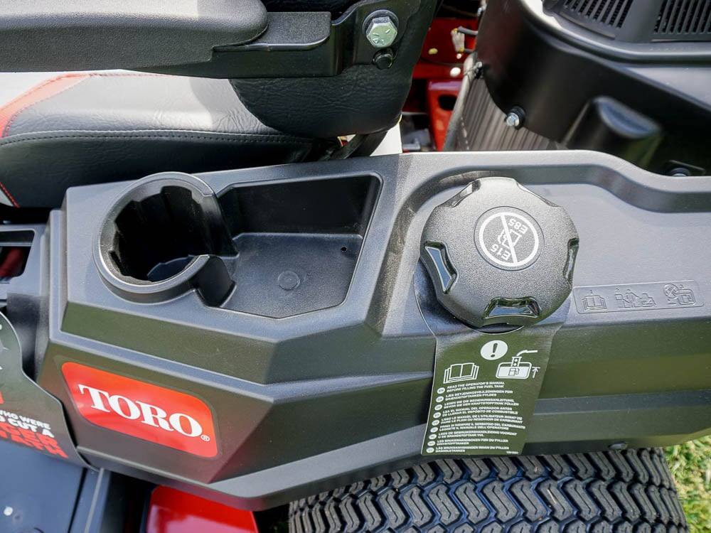 Toro 75760 Timecutter 60" Zero Turn Mower 24.5HP