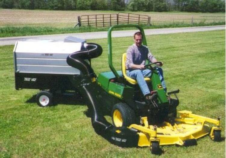 Trac Vac 865 Lawn Mower Bagger Vacuum Pull Behind 8 hp Briggs